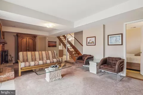 12453 Surrey Circle Dr, Fort Washington, MD 20744 | 34 Photos - Movoto