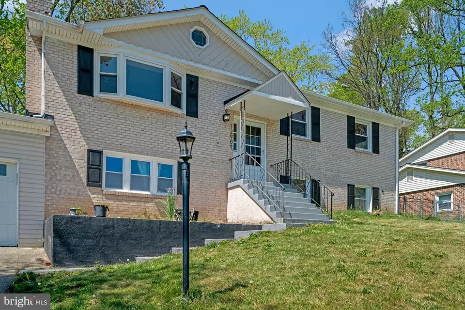 12909 Piscataway Rd, Clinton, MD 20735 | 38 Photos - Movoto