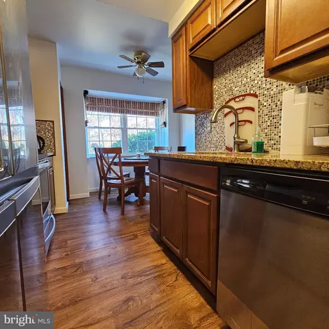 6924 Woodstream Ln, Lanham, MD 20706 | 11 Photos - Movoto
