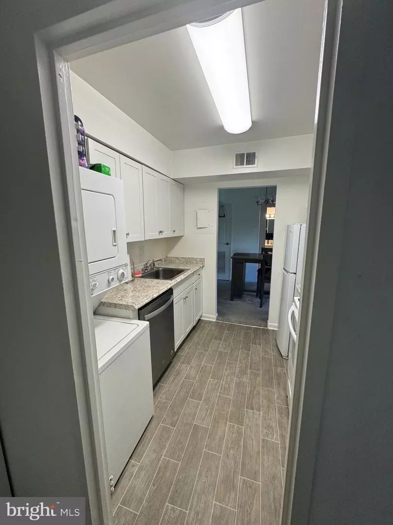 6932 Hanover Pkwy #4, Greenbelt, MD 20770 | 12 Photos - Movoto