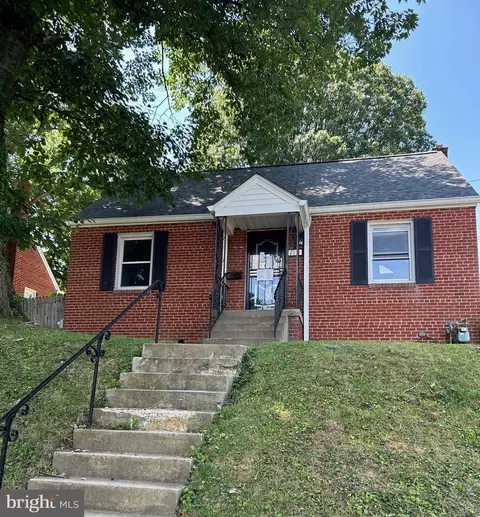 4201 Urn St, Capitol Heights, MD 20743 | 11 Photos - Movoto