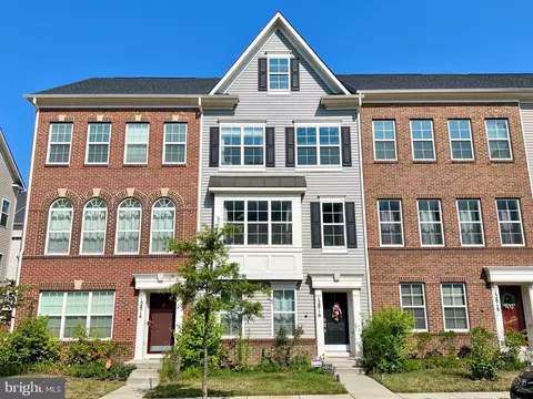 12915 Rustic Rock Ln, Beltsville, MD 20705 | 2 Photos - Movoto