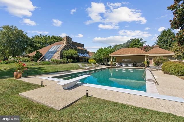 3207 Bennett Point Rd, Queenstown, MD 21658 | 51 Photos - Movoto