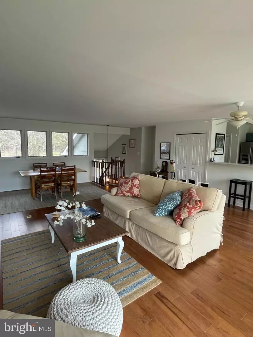 24700 Deepwater Point Dr #21, Saint Michaels, MD 21663 | 34 Photos - Movoto