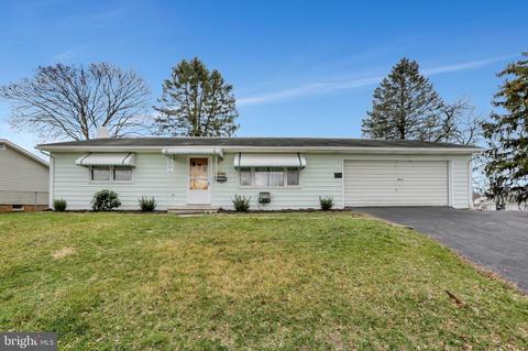 711 Park Rd, Hagerstown, MD 21740 | 29 Photos | MLS #MDWA171376 - Movoto