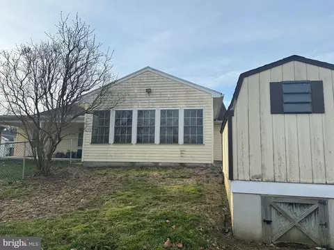 18034 Edith Ave, Maugansville, MD 21767 | 18 Photos - Movoto