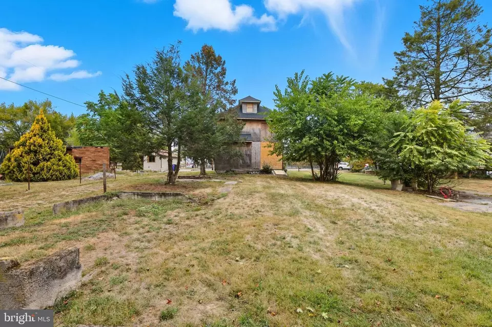 44 Water St, Hagerstown, MD 21740 | MLS# MDWA2031494 | 25 Photos - Movoto