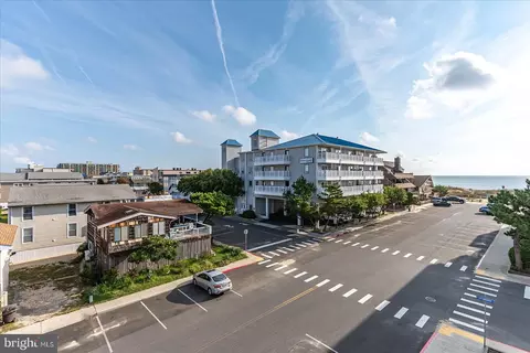 9 127th St #303, Ocean City, MD 21842 | 44 Photos - Movoto