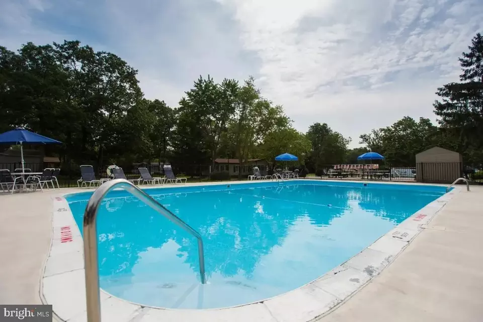 6 Fawn Ln, Egg Harbor City, NJ 08215 | MLS# NJAC2017224 | 10 Photos ...