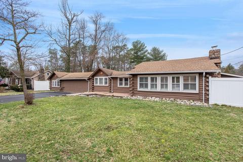 152 Taunton Blvd, Medford, NJ 08055 | 19 Photos | MLS #NJBL2041686 - Movoto