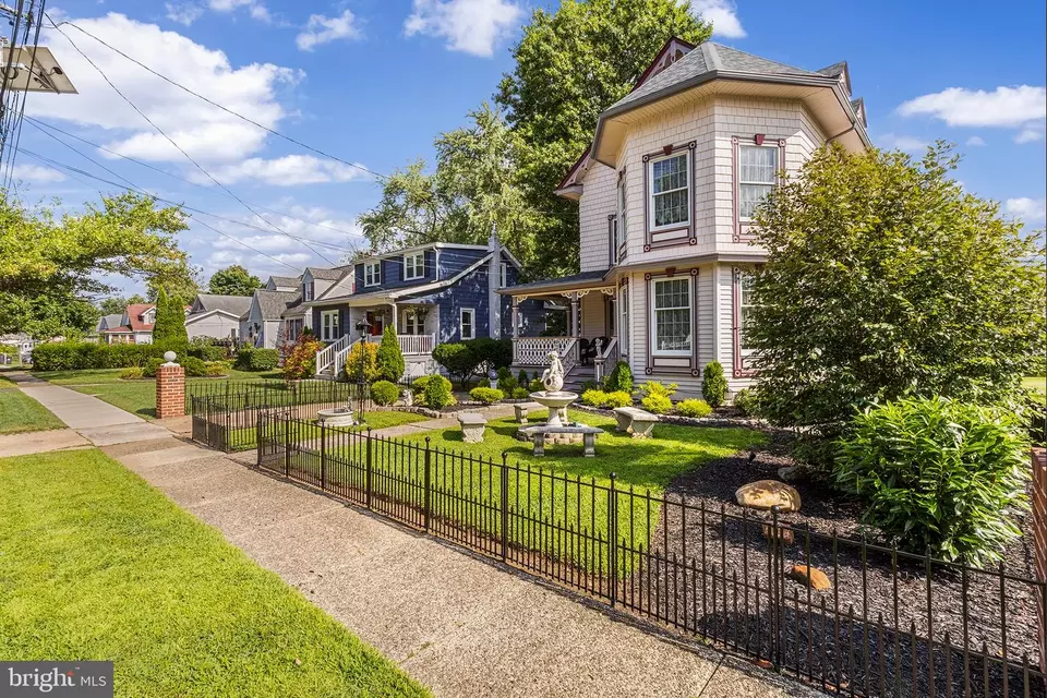 26 E Linwood Ave, Maple Shade, NJ 08052 | 56 Photos - Movoto