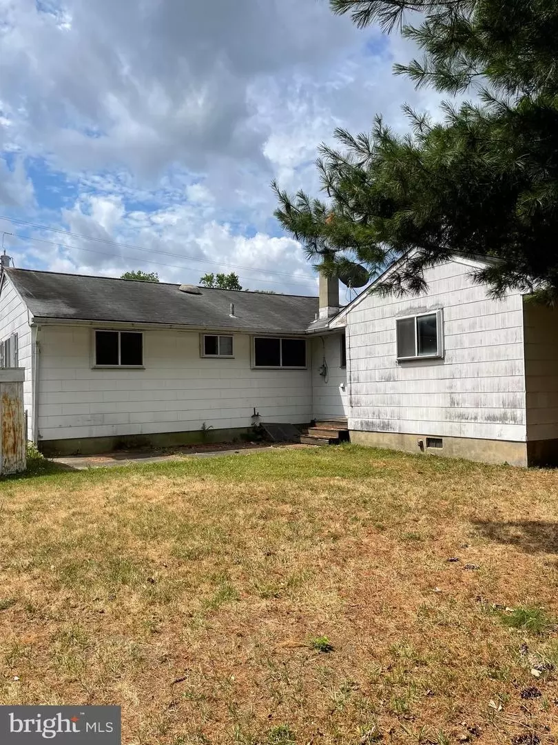 393 W Park Ave, Maple Shade, NJ 08052 | 26 Photos - Movoto