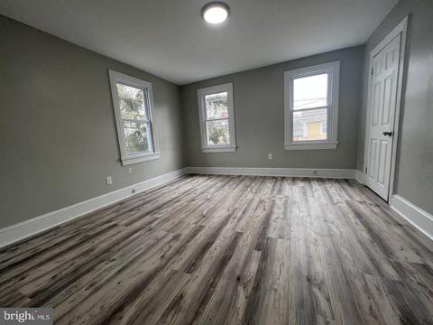 115 Oak St, Bridgeton, NJ 08302 | 9 Photos | MLS #NJCB2011988 - Movoto