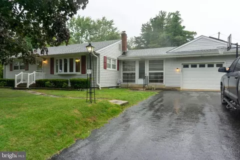 11 Parvin Rd, Bridgeton, NJ 08302 | 20 Photos - Movoto