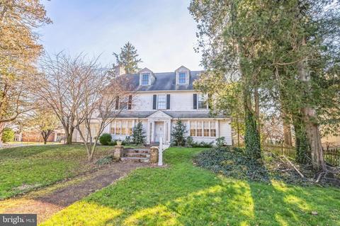 426 W Collings Ave, Collingswood, NJ 08108 | 37 Photos - Movoto