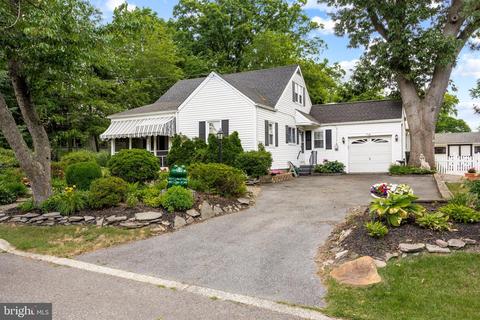 4726 Graham Ave, Pennsauken, NJ 08109 | 33 Photos | MLS #NJCD2048958 ...