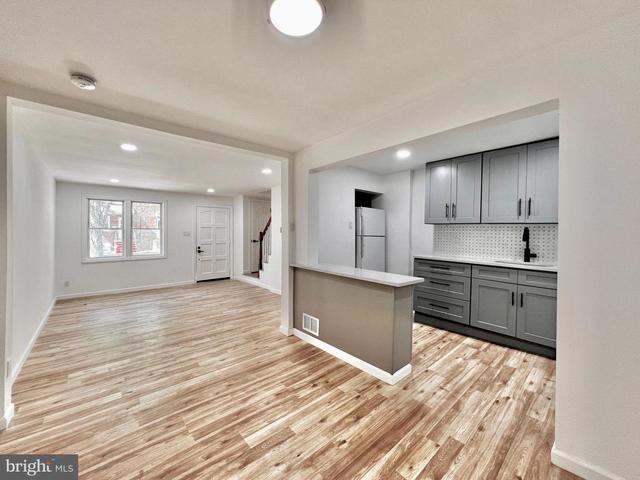 334 Cooper Ave, Oaklyn, NJ 08107 | 23 Photos - Movoto