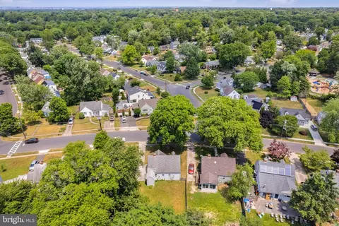 140 Moore Ave, Barrington, NJ 08007 | 34 Photos - Movoto