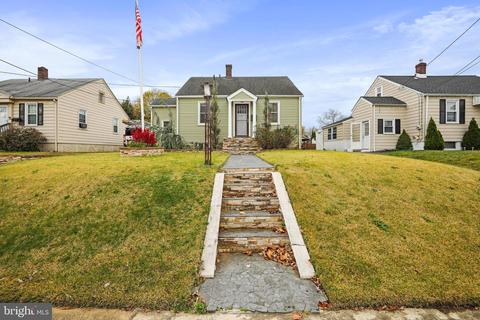 128 Spruce Ave, Westville, NJ 08093 | 31 Photos - Movoto