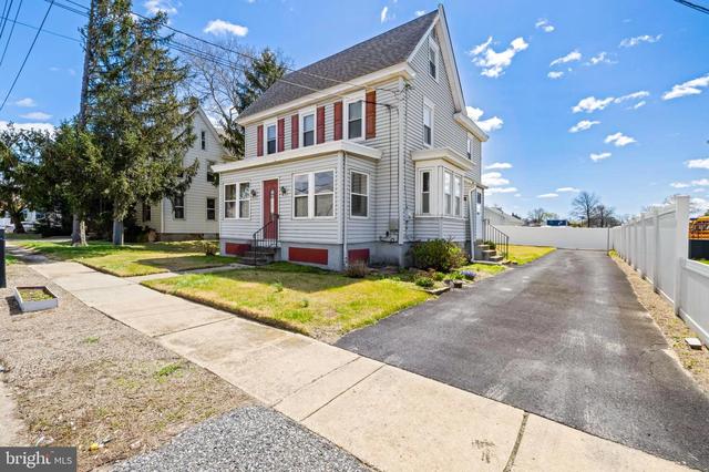 319 Crown Point Rd, West Deptford, NJ 08086 | MLS# NJGL2055492 | 17 ...