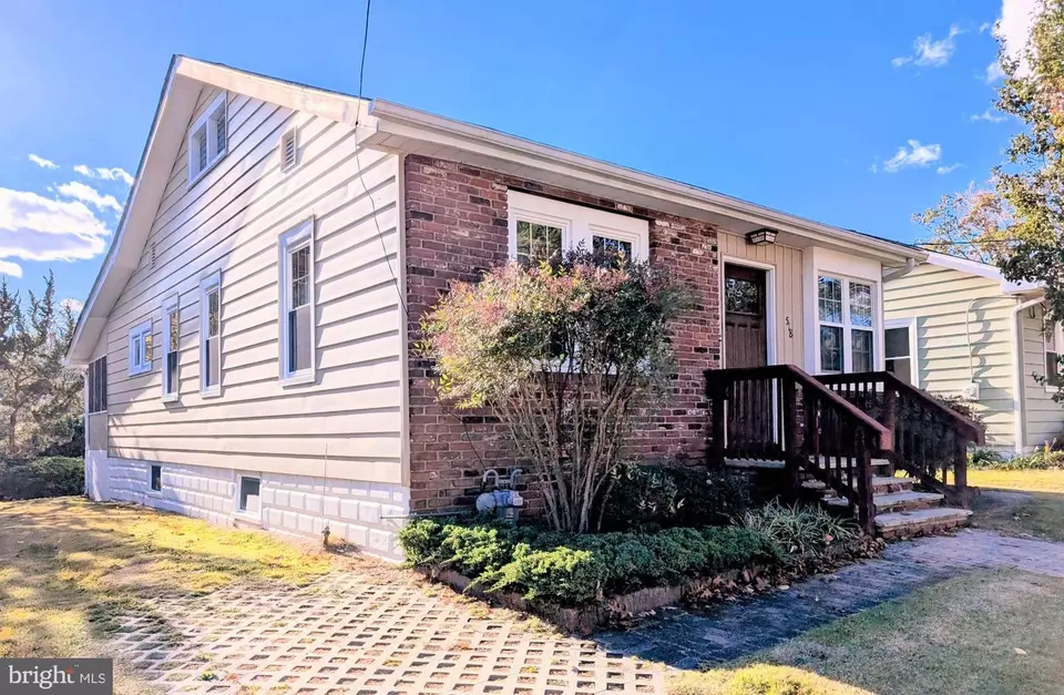 518 Wesley Ave, Pitman, NJ 08071 | MLS# NJGL2065918 | 2 Photos - Movoto