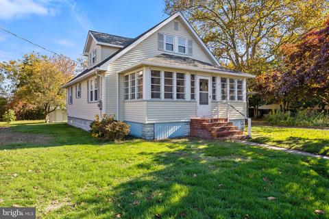 77 N Railroad Ave, Pedricktown, NJ 08067 | 33 Photos | MLS #NJSA2005868 ...