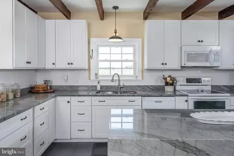 106 Sharptown Auburn Rd, Pilesgrove, NJ 08098 | 48 Photos - Movoto