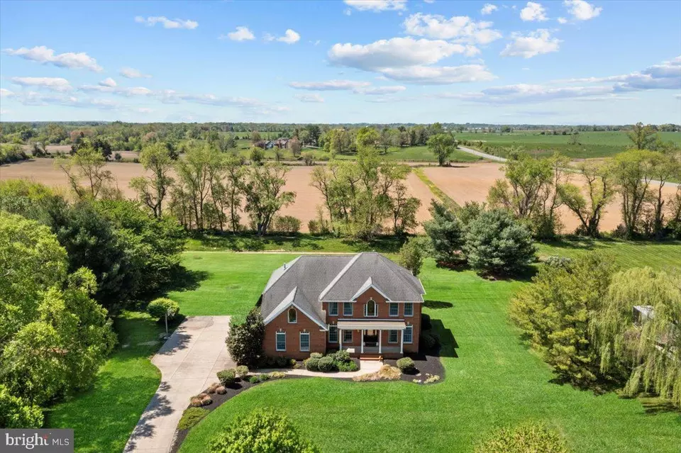 6 Caroline Ct, Pilesgrove, NJ 08098 | 19 Photos - Movoto