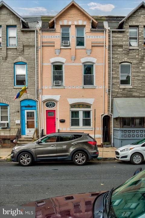 350 S 4th St, Reading, PA 19602 | 29 Photos | MLS #PABK2020682 - Movoto