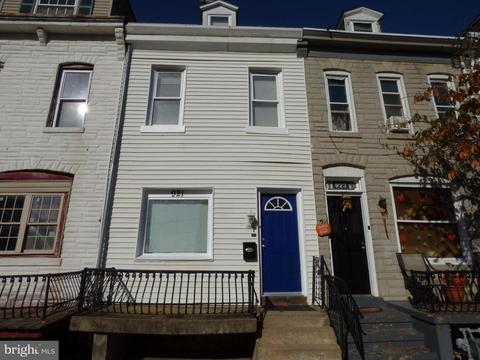 921 Spruce St, Reading, PA 19602 | 31 Photos | MLS #PABK2024012 - Movoto