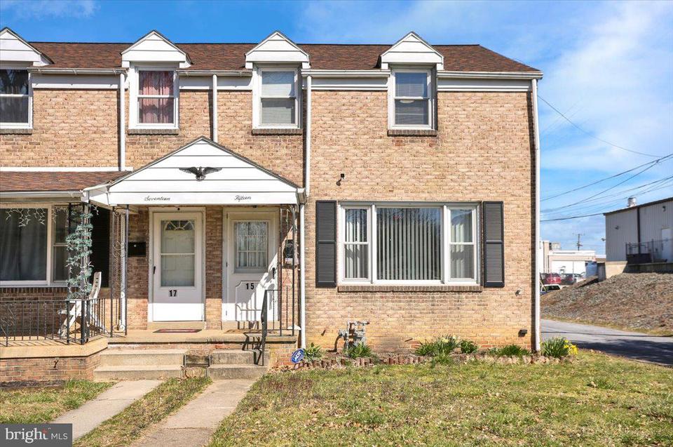 15 N Kenhorst Blvd, Reading, PA 19607 | 1 photo - Movoto