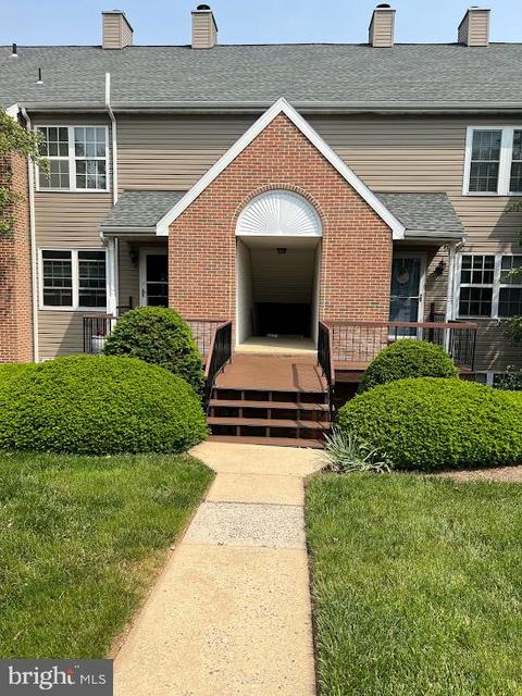 706 Christopher Dr, Reading, PA 19610 | 15 Photos - Movoto