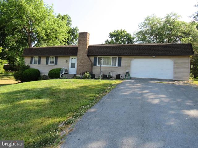 119 Russell Ave, Douglassville, PA 19518 | 19 Photos | MLS #PABK2030862 ...