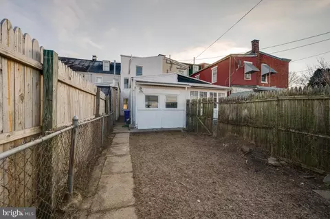 1718 Pear St, Reading, PA 19601 | 25 Photos - Movoto