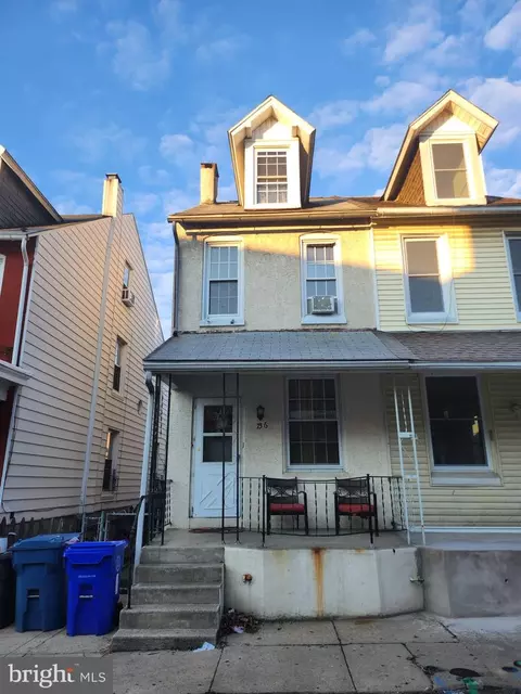 1718 Pear St, Reading, PA 19601 | 25 Photos - Movoto