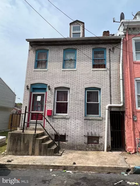 342 Spring Garden St, Reading, PA 19602 | 17 Photos - Movoto