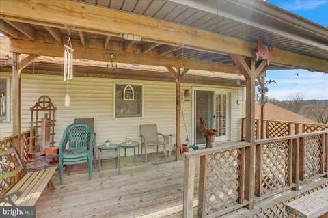 40 Antietam Rd, Temple, PA 19560 | 28 Photos - Movoto