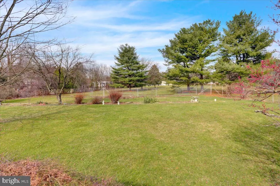 40 Antietam Rd, Temple, PA 19560 | 28 Photos - Movoto