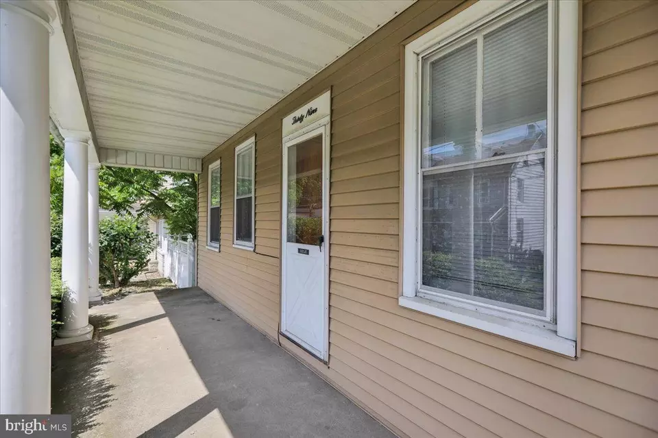 39 Main St, Mohnton, PA 19540 | 41 Photos - Movoto