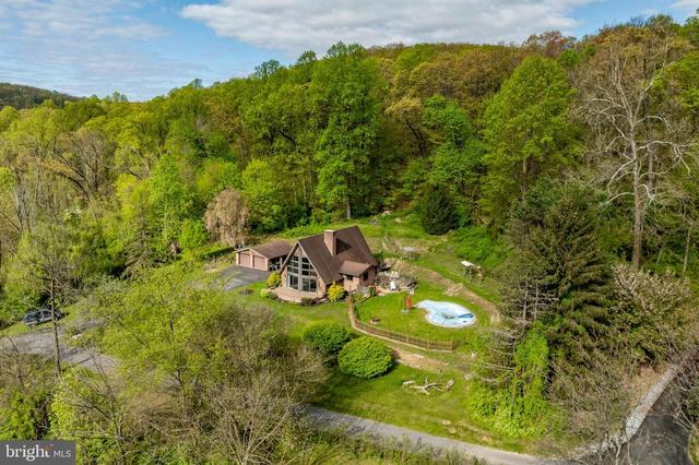 2 Tree Top Ln, Robesonia, PA 19551 - Movoto