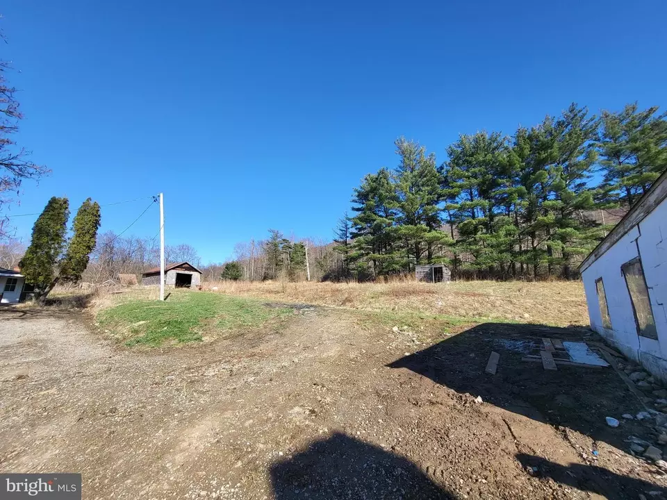 208 Creamer Ln, Altoona, PA 16601 | 15 Photos - Movoto