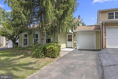 193 Commonwealth Dr, Newtown, PA 18940 | 31 Photos | MLS #PABU2035406 ...