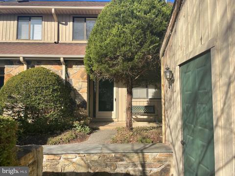 1612 Devon Ct, Yardley, PA 19067 | 20 Photos | MLS #PABU2039606 - Movoto