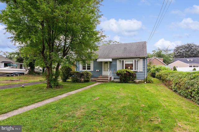 547 Feaster Ave, Feasterville Trevose, PA 19053 | 30 Photos - Movoto