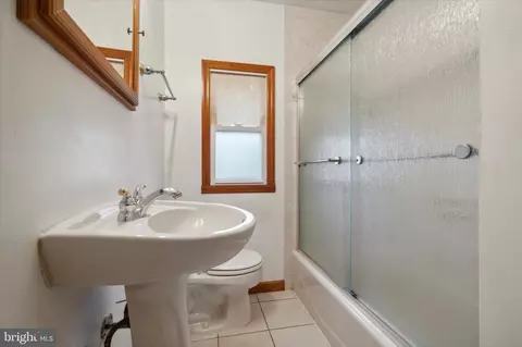 2183 Dunksferry Rd, Bensalem, PA 19020 | 21 Photos - Movoto