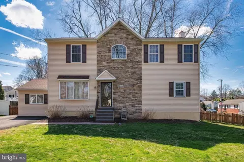 19053, PA Real Estate & Homes For Sale - Movoto