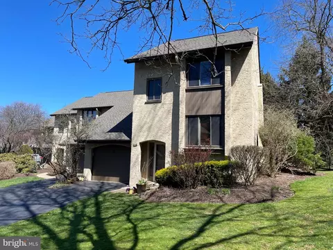 85 Golf Club Dr, Langhorne, PA 19047 | 45 Photos - Movoto