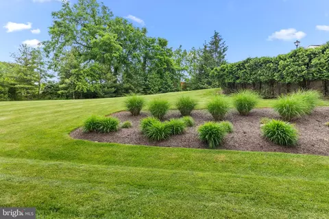 200 Douglas Fir Dr #103, Warrington, PA 18976 | 23 Photos - Movoto