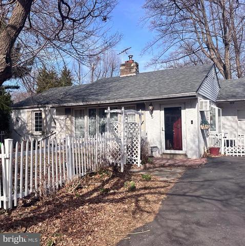 5 Indian Path, Feasterville Trevose, PA 19053 | MLS# PABU2090032 | 15 ...