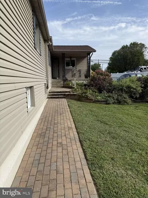 1839 Byberry Rd, Bensalem, PA 19020 | MLS# PABU2107344 | 24 Photos - Movoto